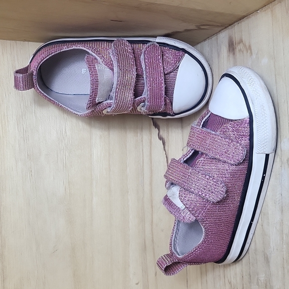 Converse | Shoes | Converse Kids Girls Sparkling Pink Shoes | Poshmark
